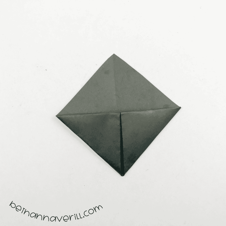Easy Origami Cat Bookmark Craft for Kids: Step-by-Step Instructions ...