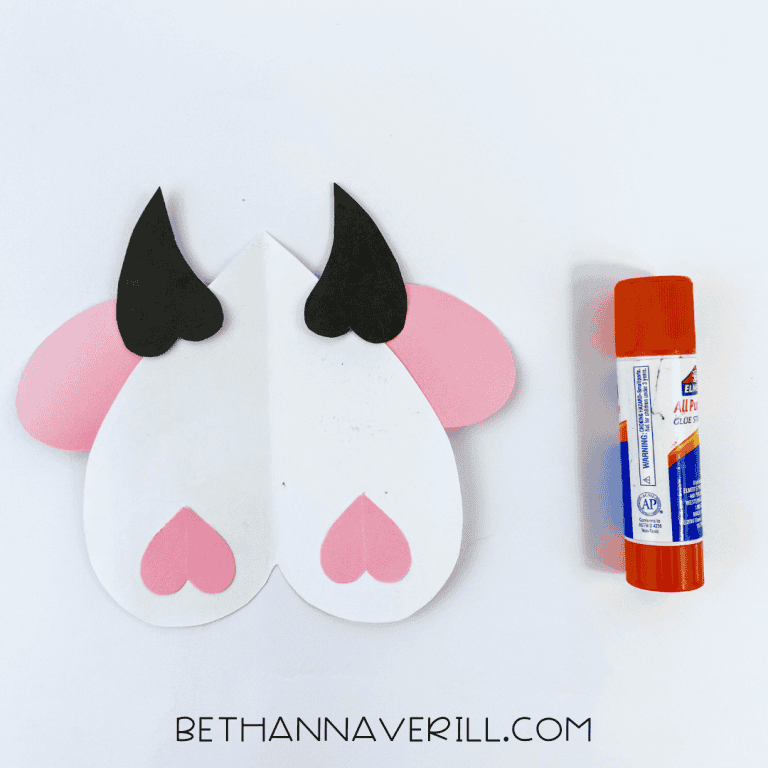 Valentine's Day Cow Craft | Beth Ann Averill