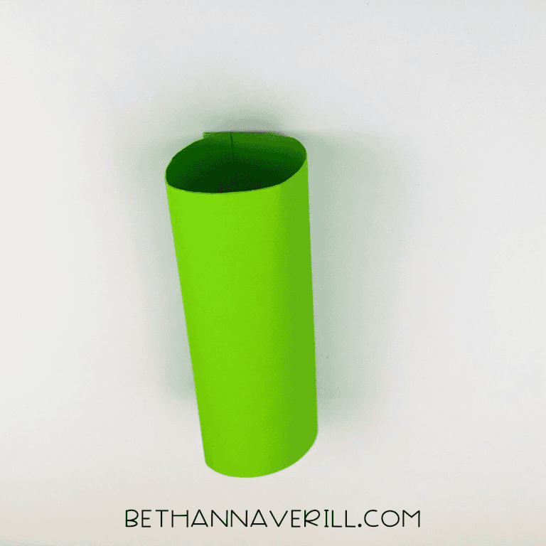 Construction Paper Tulip Craft | Beth Ann Averill