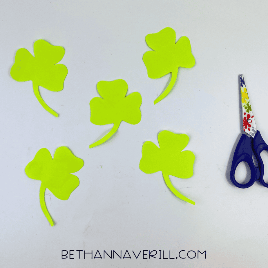 Easy St. Patrick’s Day Windsock Craft | Beth Ann Averill