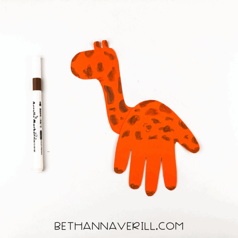 Giraffe Handprint Craft | Beth Ann Averill