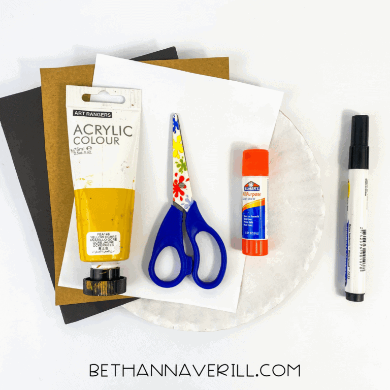 Hyena Paper Plate Craft | Beth Ann Averill