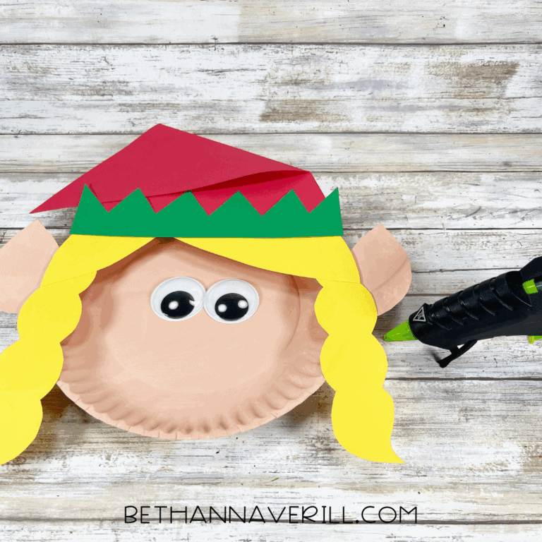Elf Girl Paper Plate Craft | Beth Ann Averill