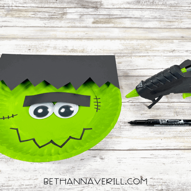 Frankenstein Paper Plate Craft | Beth Ann Averill