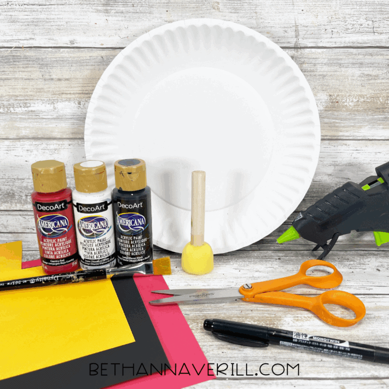 Mickey Mouse Paper Plate Craft | Beth Ann Averill