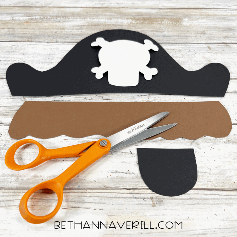 Pirate Boy Paper Plate Craft | Beth Ann Averill