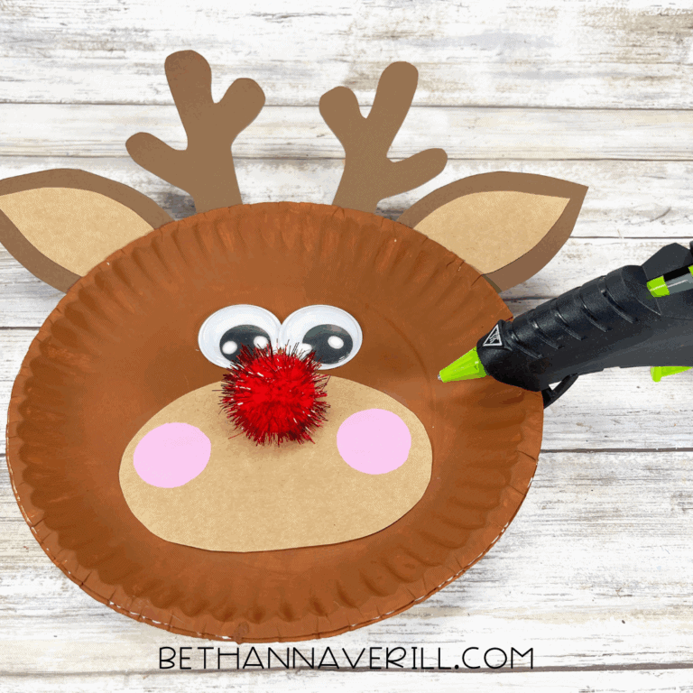 Rudolph Reindeer Paper Plate Craft | Beth Ann Averill