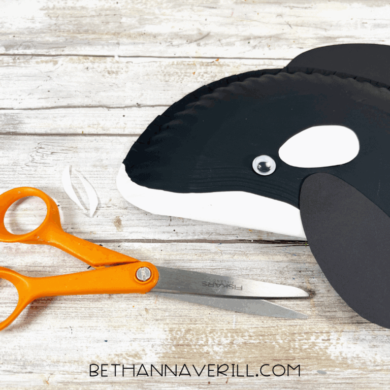 Orca Paper Plate Craft | Beth Ann Averill