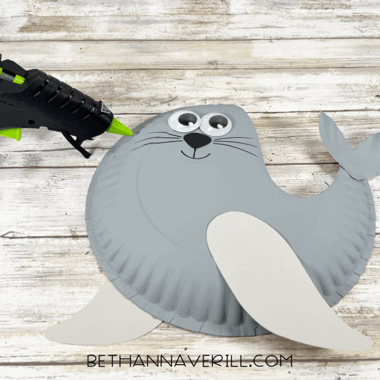 Seal Paper Plate Craft | Beth Ann Averill