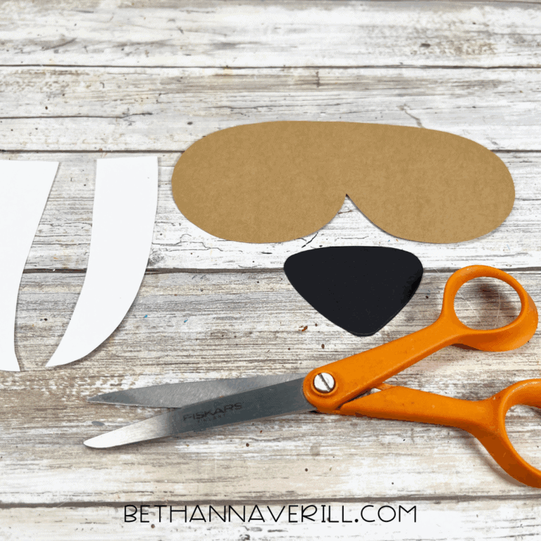Walrus Paper Plate Craft | Beth Ann Averill