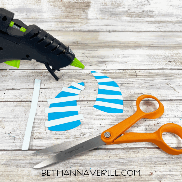 Yeti Paper Plate Craft | Beth Ann Averill